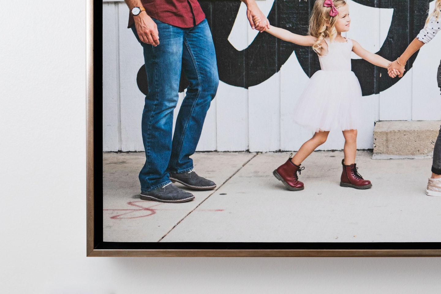 How to Choose a Float Frame - WHCC