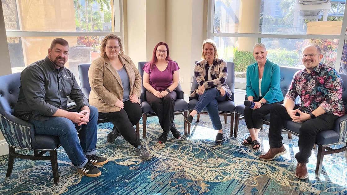 Roundtable Discussion with High School Senior Photographers | Video | WHCC